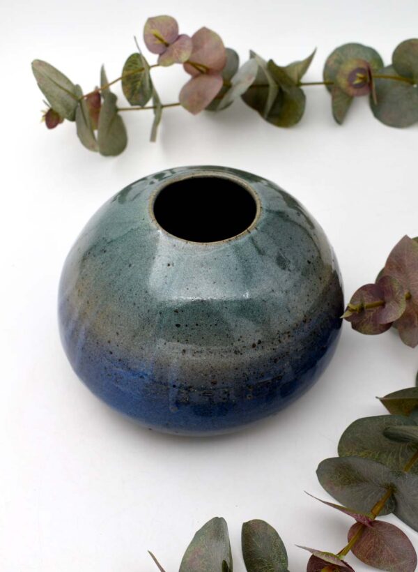 Ocean Shimmer Moon Vase – Fiona McLeod – The White Sail Gallery